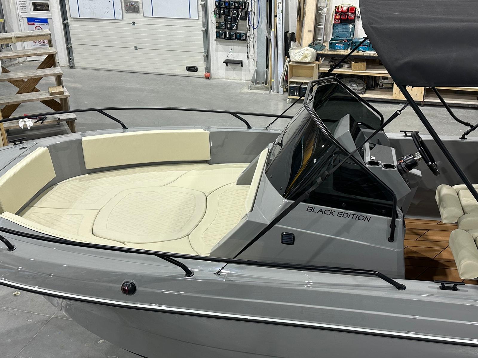 NOVO: Atlantic Marine Open 700 - Vodice Boats